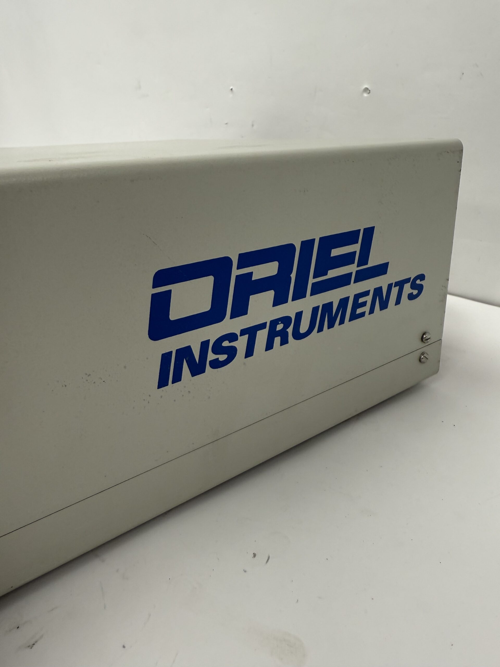 ORIEL 68806 Power Supply – Lab Equipment for Optical Systems