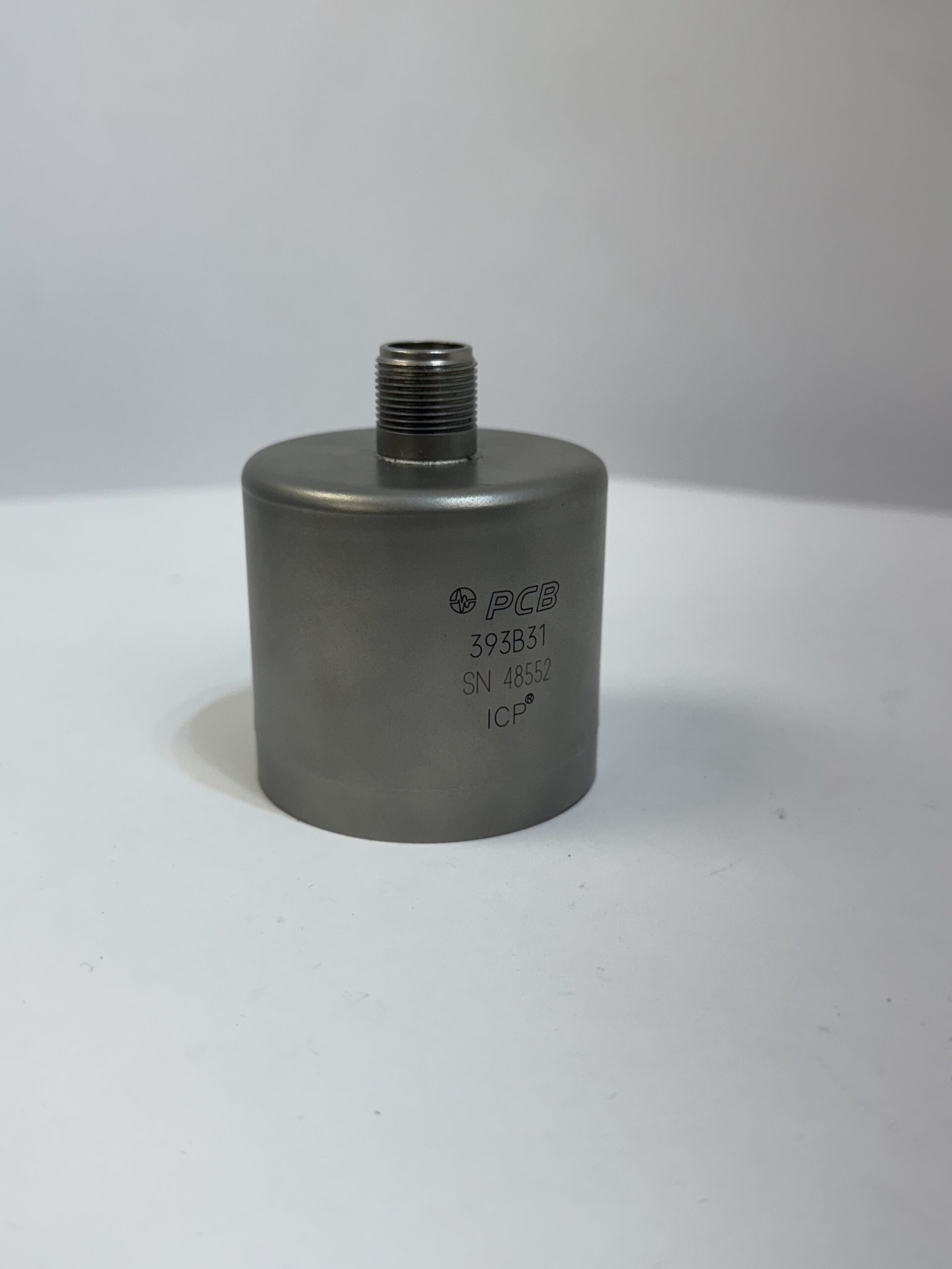 PCB Piezotronics 393B31 Seismic Accelerometer