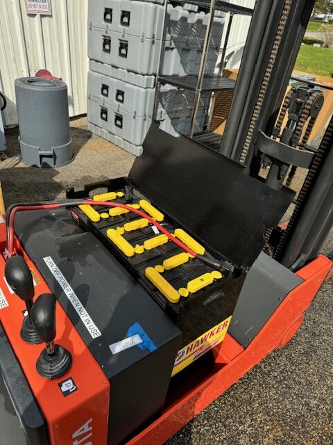 Toyota Electric Forklift Truck 6BWC20 41.0 hours - Industrial Equipment ...