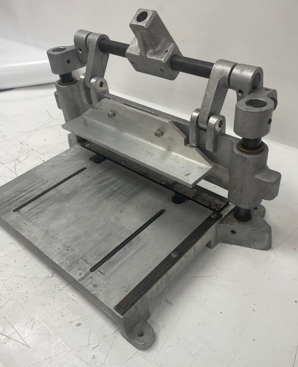 12" Hand Operated Shear Tool - Hand Tools - BMI SURPLUS INC